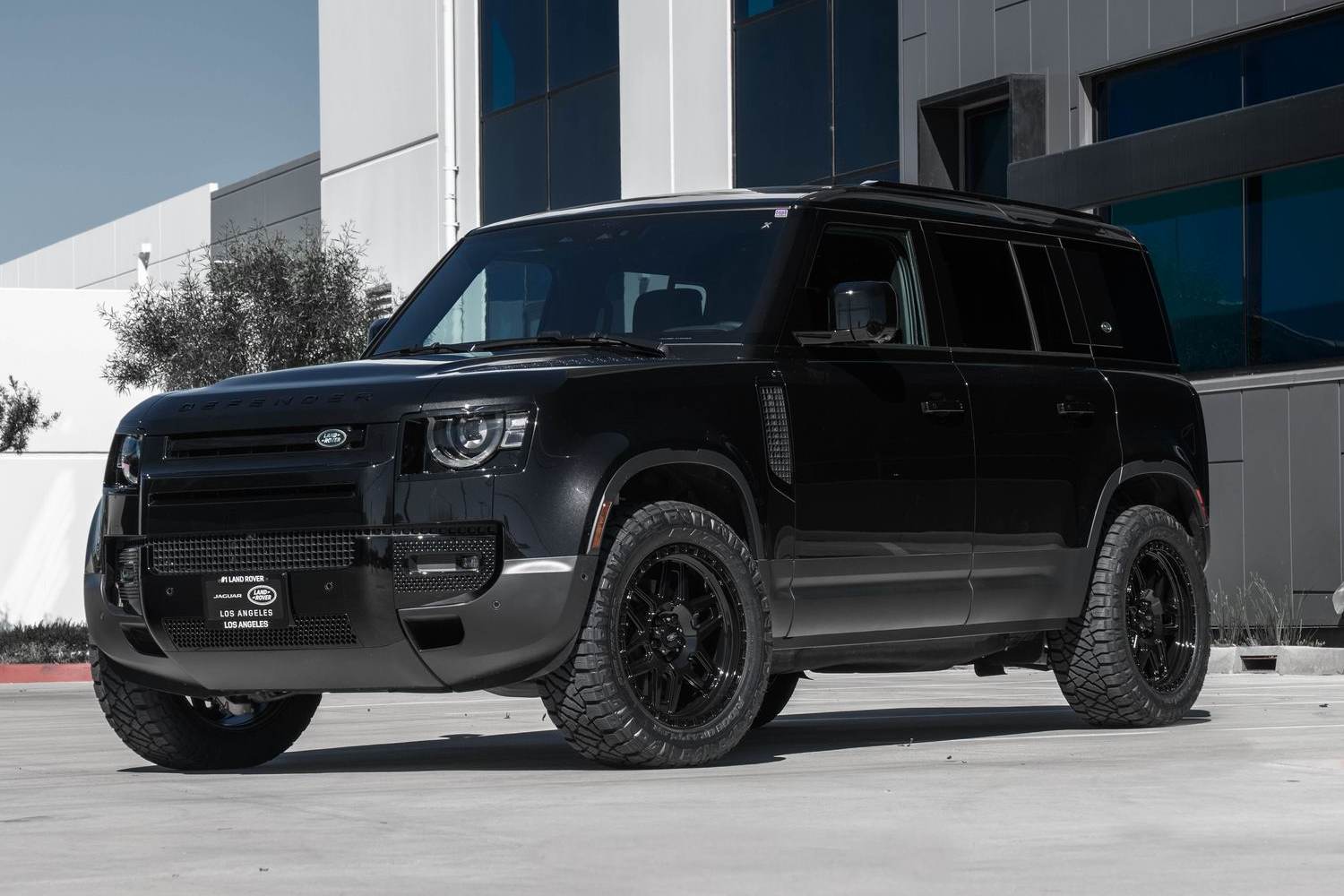 Mantra Wheels for Land Rover Defender Black Seamak 20″ Gloss Black ⋆ ...